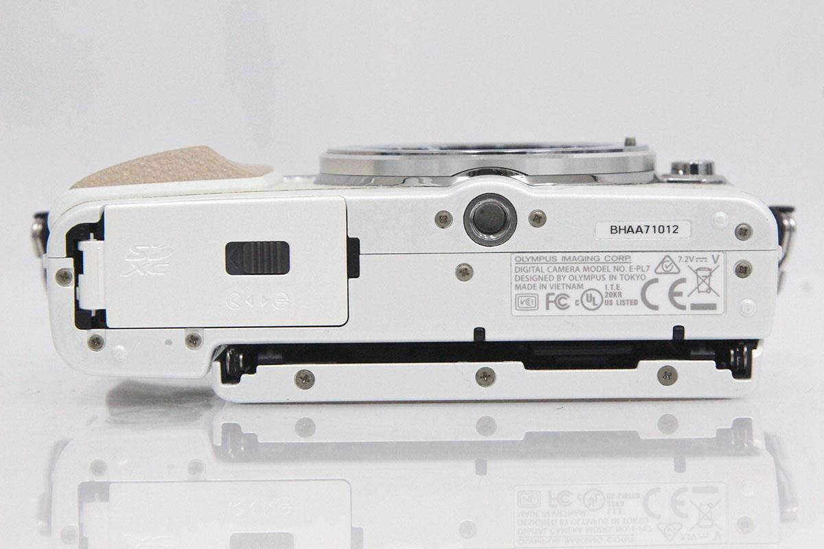 オリンパス PEN Lite E-PL7 EZダブルズームキット CA01-A7521-2Q2A | オリンパス | ミラーレスカメラ│アール ...