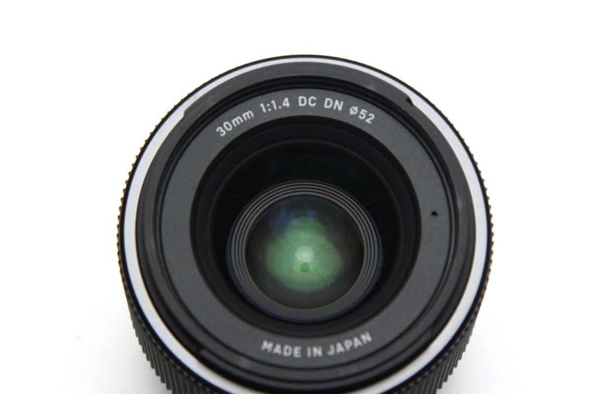 30mm F1.4 DC DN キヤノンEF-Mマウント用 CA01-M1636-2N3 30mm F1.4 DC DN キヤノンEF-Mマウント用 CA01-M1636-2N3